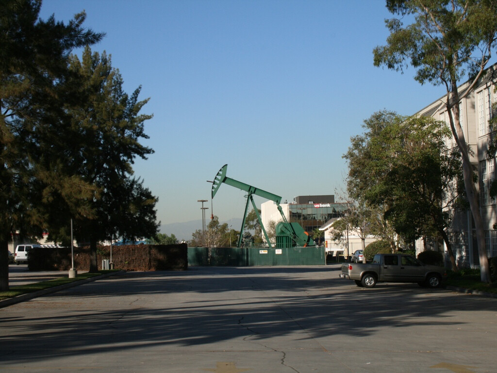 Urban Crude: Harbor & Long Beach | The Center for Land Use Interpretation