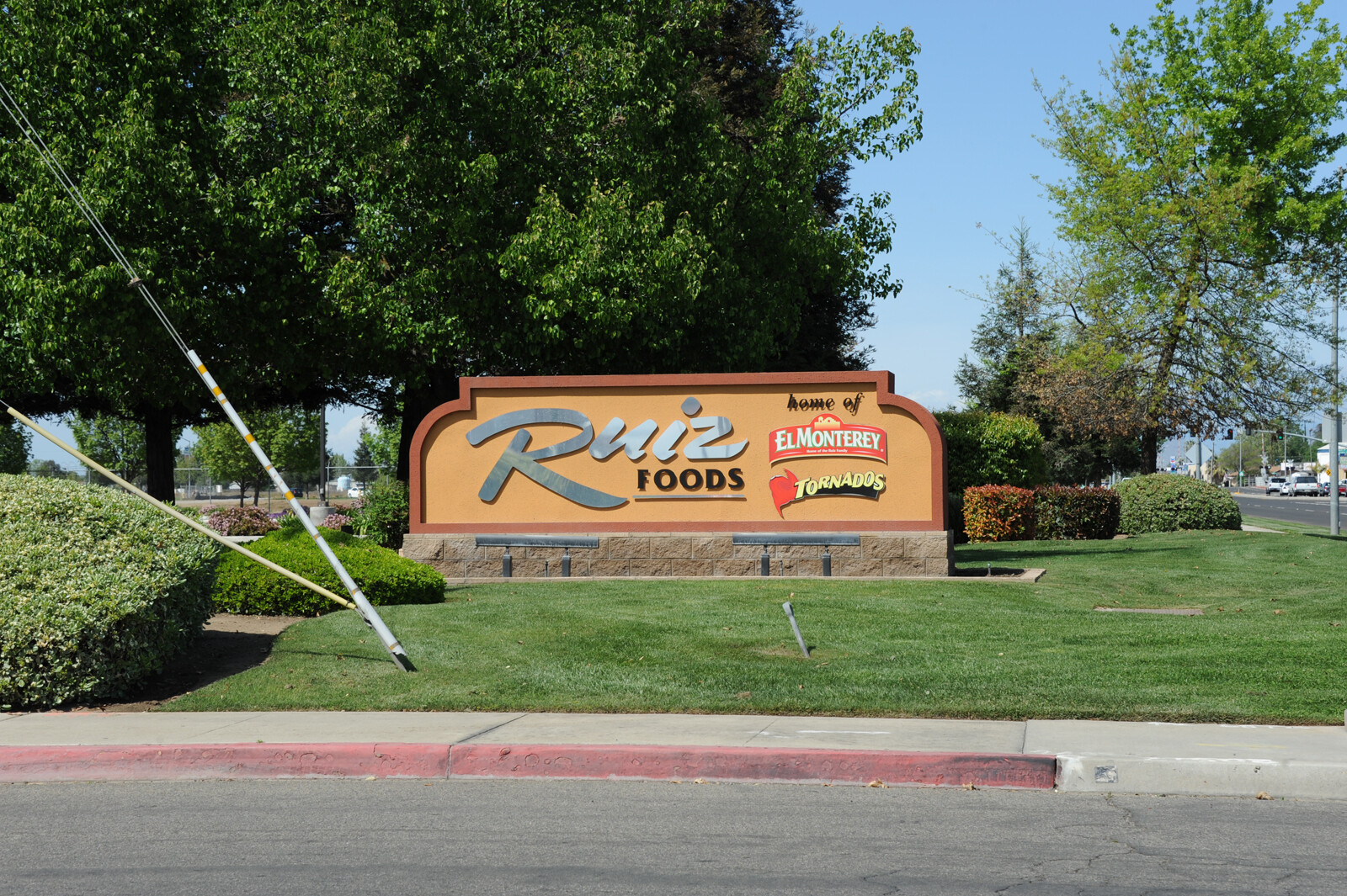 Ruiz Foods Plant | The Center for Land Use Interpretation