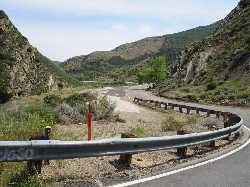 The Grapevine: Highway 99 | The Center for Land Use Interpretation